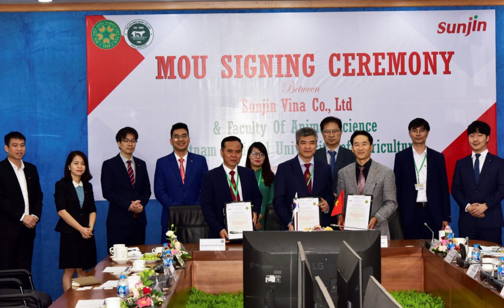 Khoa Chăn nuôi (VNUA): Ký thỏa thuận hợp tác đào tạo với Công ty Sunjin ...
