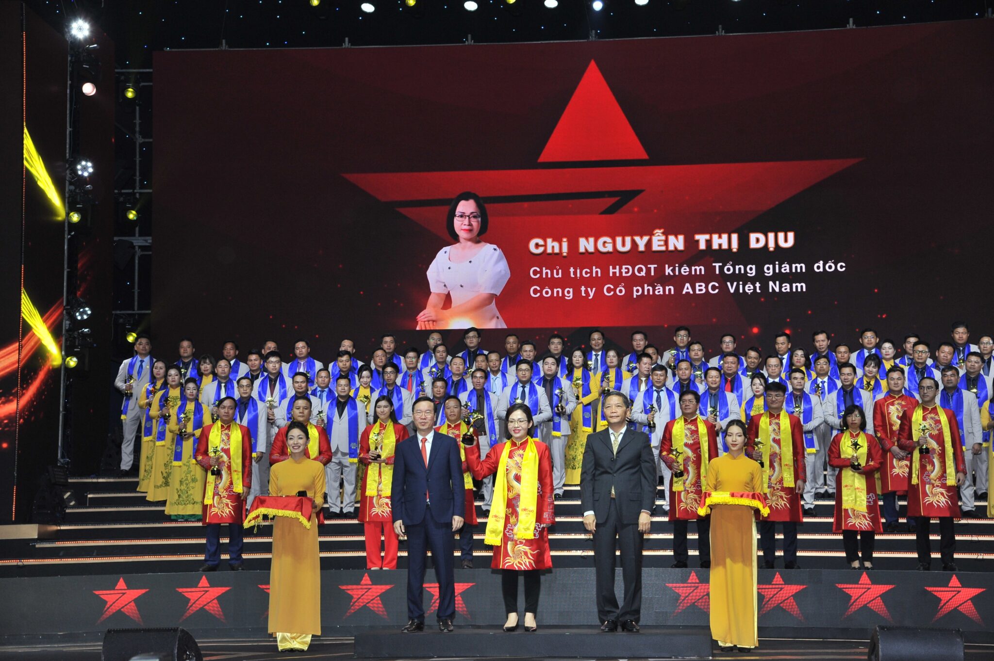 Chủ tịch kiêm CEO ABC Việt Nam đạt Top 10 doanh nhân trẻ tiêu biểu ...