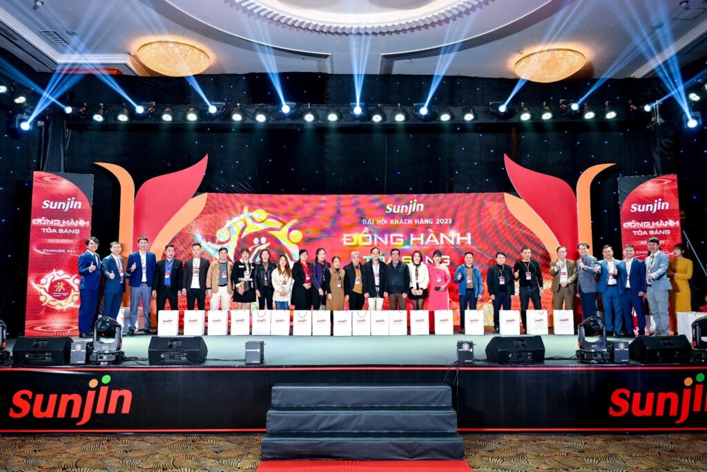 Đại hội khách hàng Sunjin 2023: Đồng hành - Tỏa sáng - Chăn nuôi Việt Nam