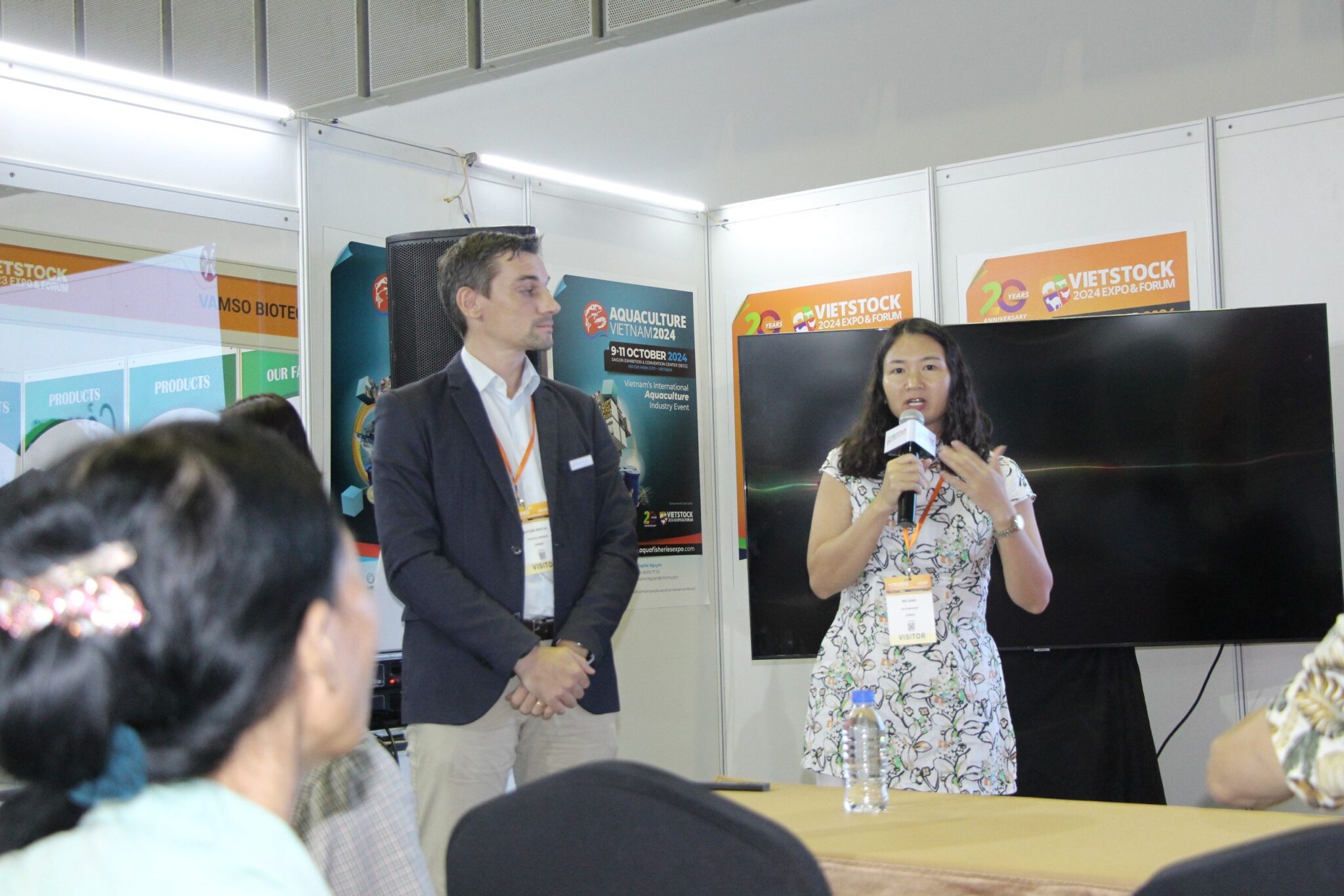 Glyceride của Axit Butyric giúp giảm kháng sinh trong chăn nuôi gia cầm ...